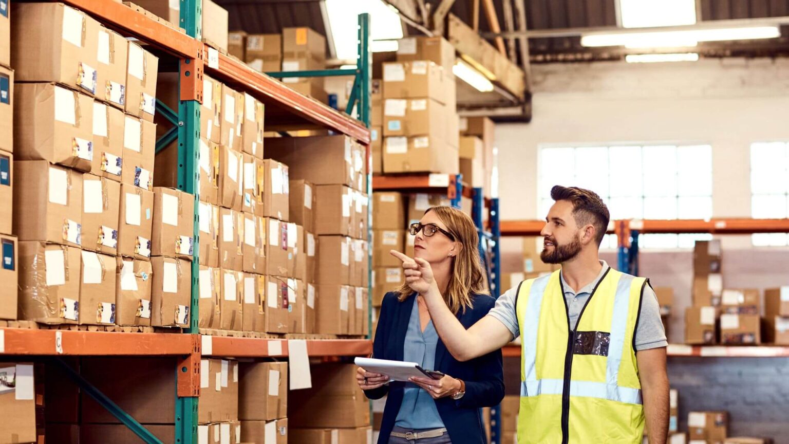 What Does a Warehouse Operations Manager Do? Jobs, Duties, and ...