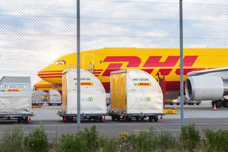 Los 10 servicios de envío de DHL más utilizados en 2024 | Logos Logistics