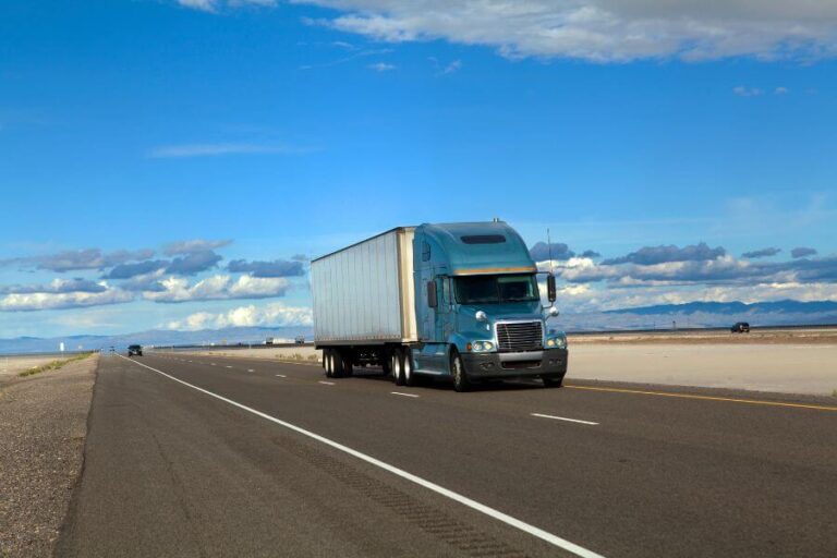Wat is vervoer in de logistiek? Definitie, soorten, transportmodi, fasen